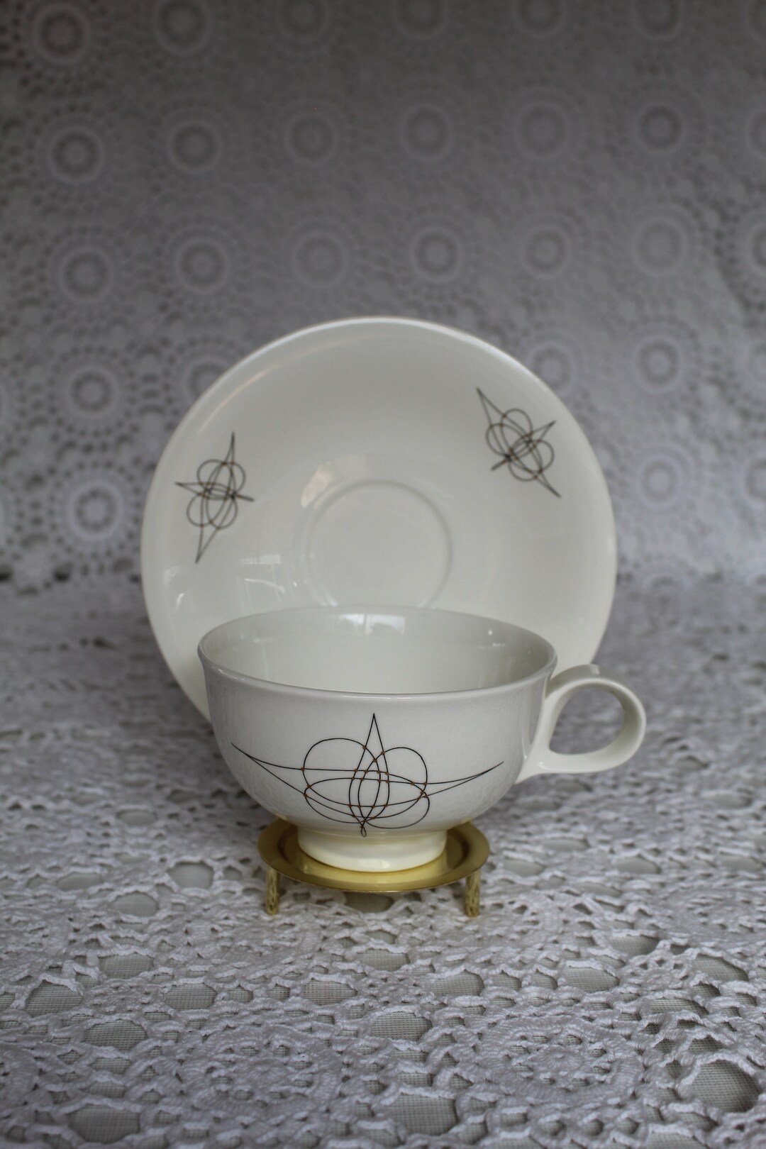 Vintage Eva Zeisel Dinnerware Cup and Saucer- Fantasy Pattern ...