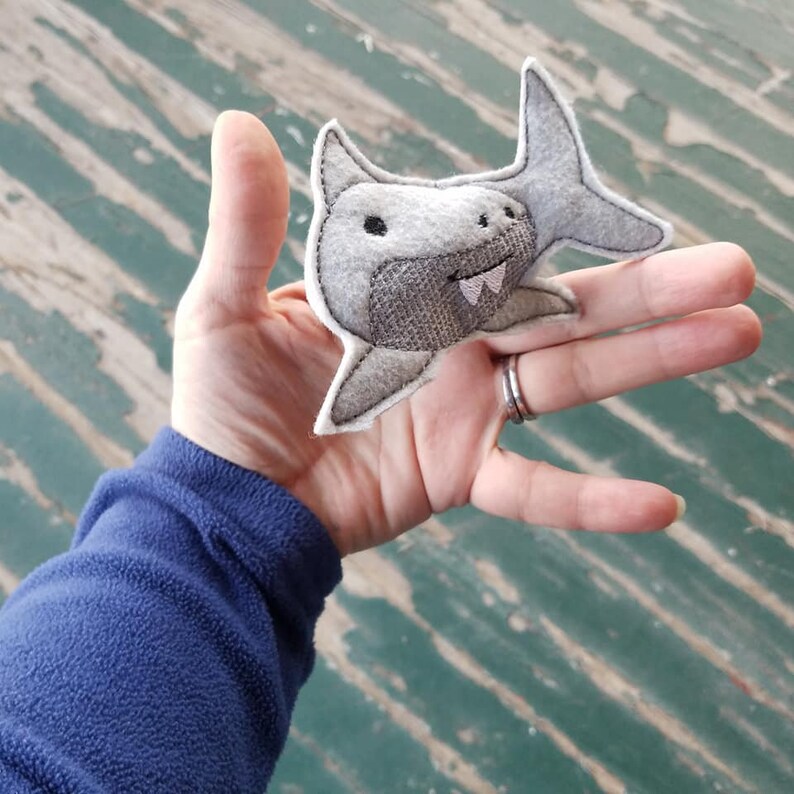 Shark Finger Puppet Shark Finger Friend Shark Puppet Play - Etsy