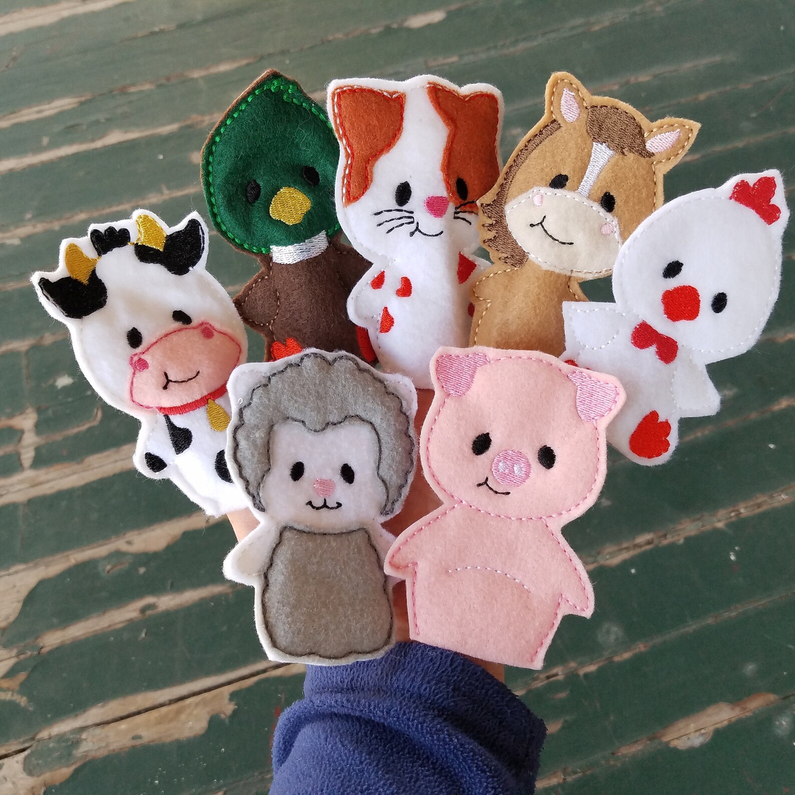 Felt Barn Animals Finger Puppets , Barn Carrying Case , Animals and ...