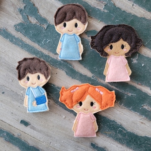 Hospital Staff Felt Finger Puppets Play Set , Hospital Pretend Play ...