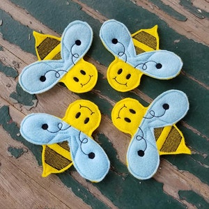 Bee Finger Puppet - Etsy