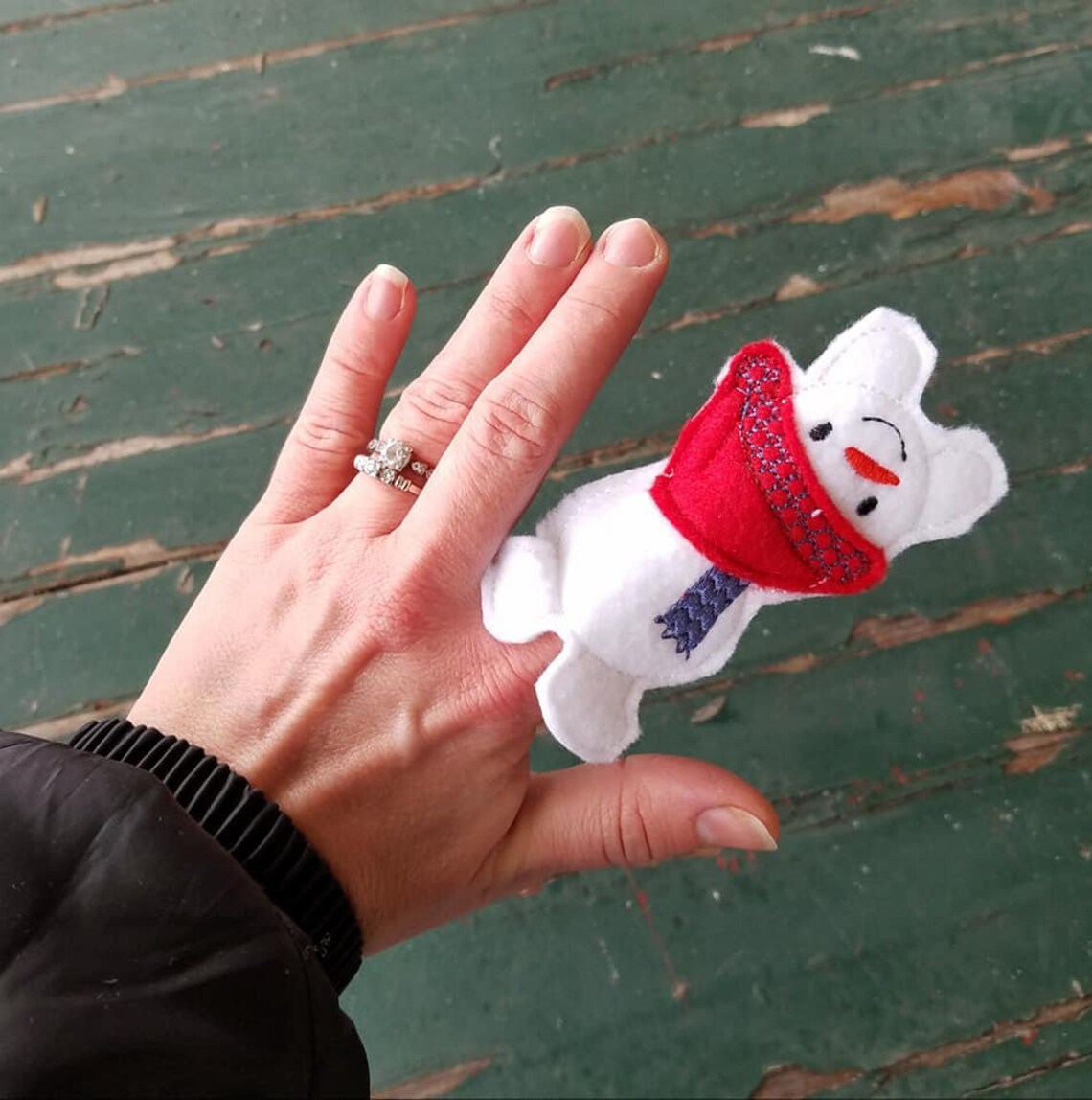Snowman Finger Puppet Snowman Finger Friend Snowman Puppet - Etsy