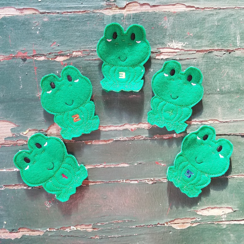 5 Speckled Frogs Finger Puppets Frogs Felt Play Set Sold - Etsy