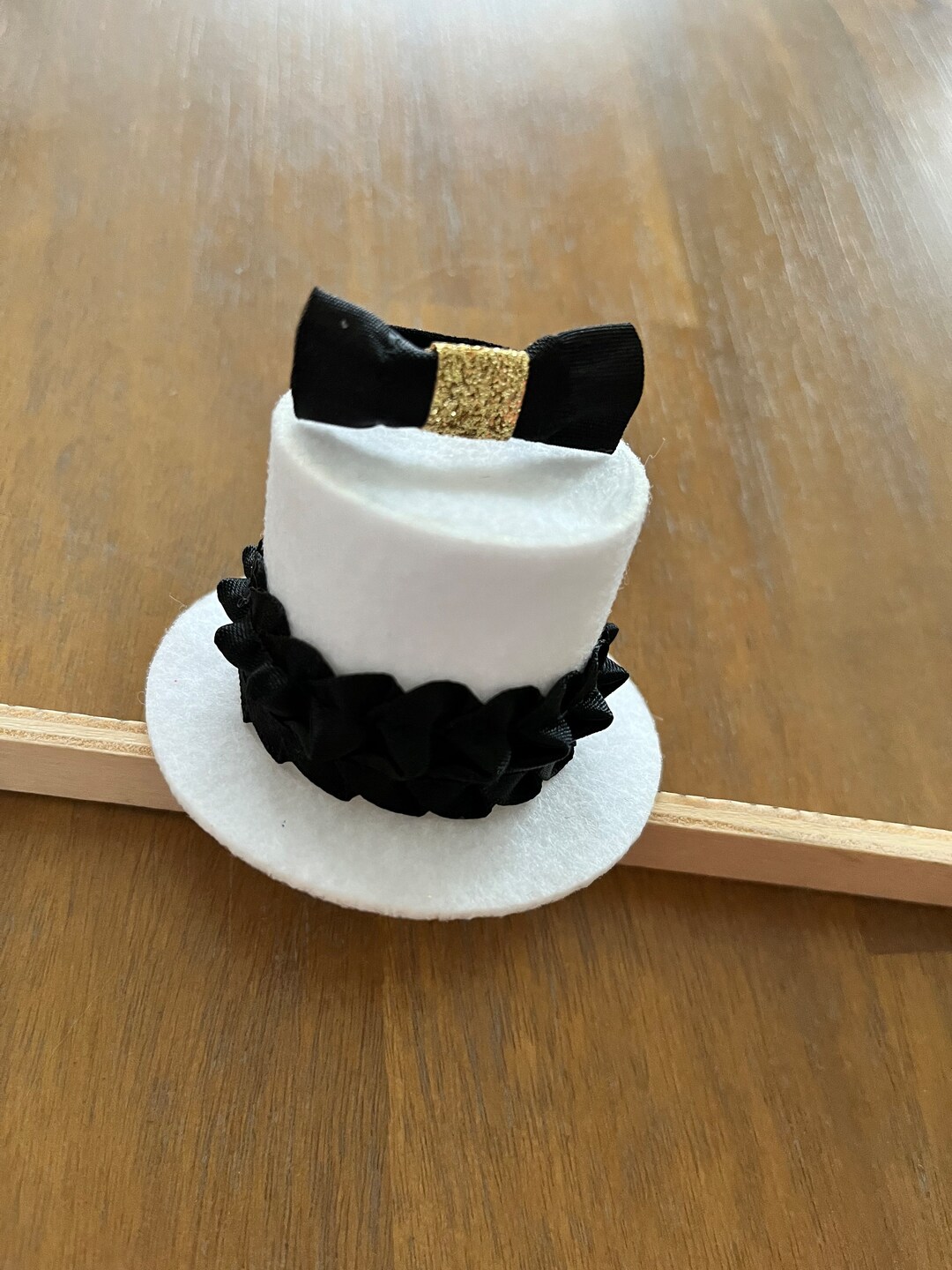Small Top Hat With Bow Tie - Etsy