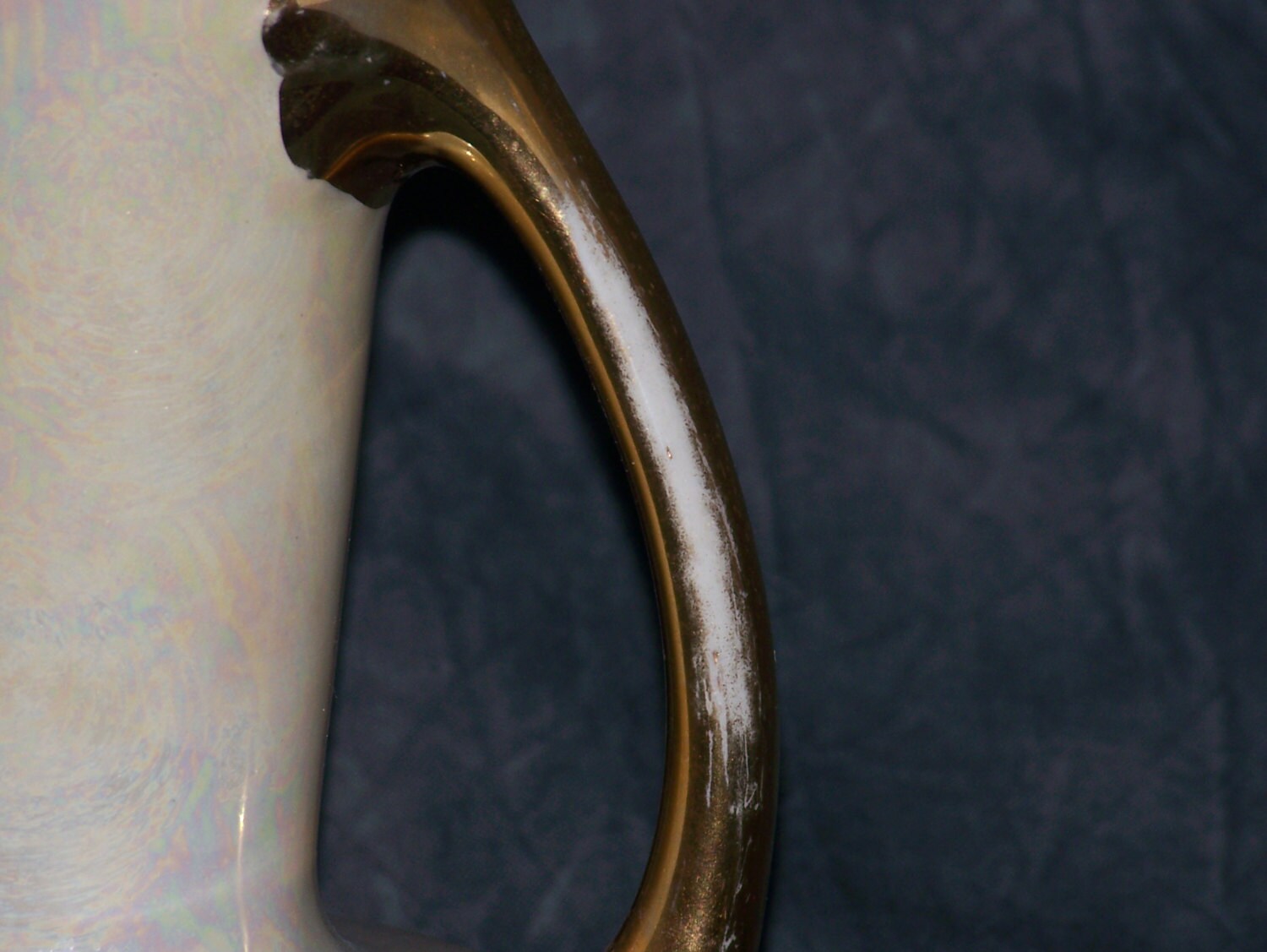Beautiful Pearl Co, 22k Irredescent Staggered Handle Vase. - Etsy