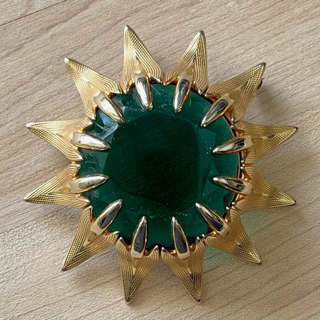 Vintage Capri Signed Gold Tone Sunburst Brooch Large Green - Etsy