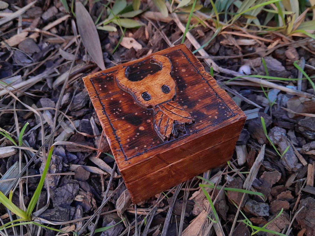 Hollow Knight-wood Carved Trinket Box - Etsy