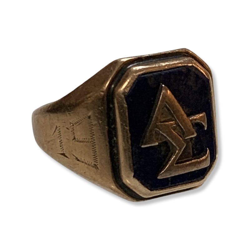 Signet Class Rings - Etsy