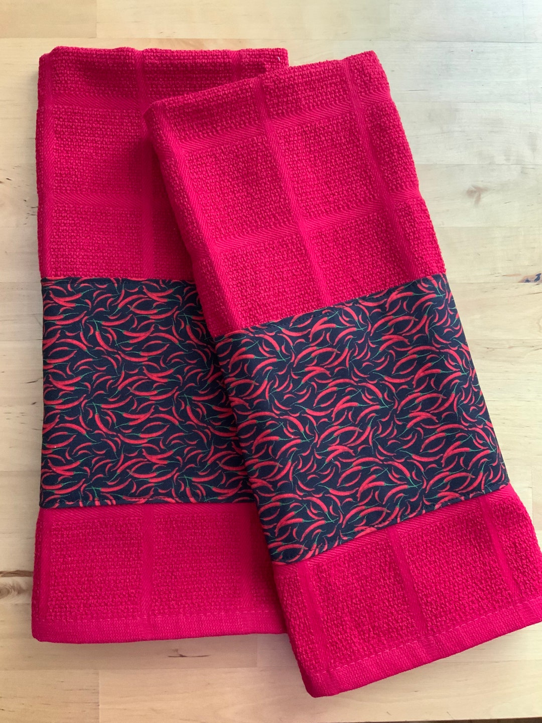 Chili Pepper Towels, Pepper Themed Kitchen Towels, Hot Peppers, Bar ...