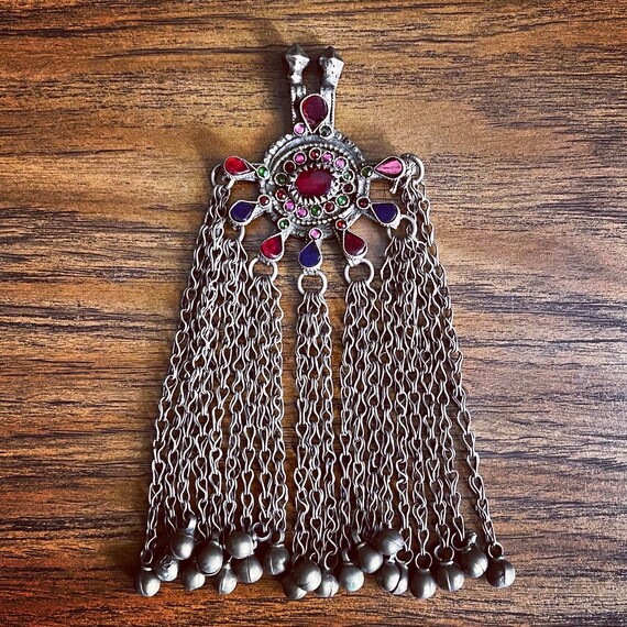 large kuchi pendant - Gem