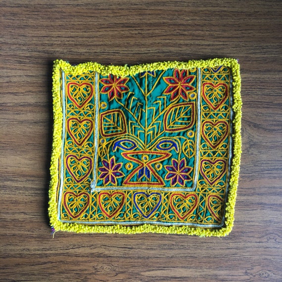 Embroidered Kuchi panel. #25. - Gem