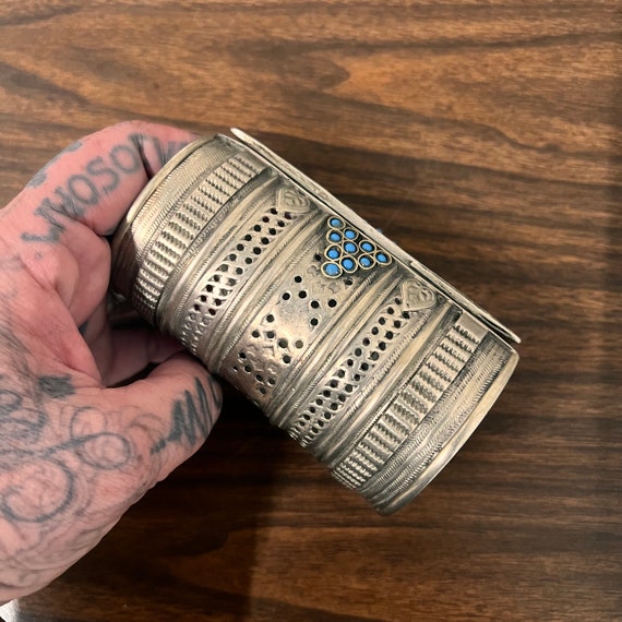 Kuchi tension cuff. - Gem