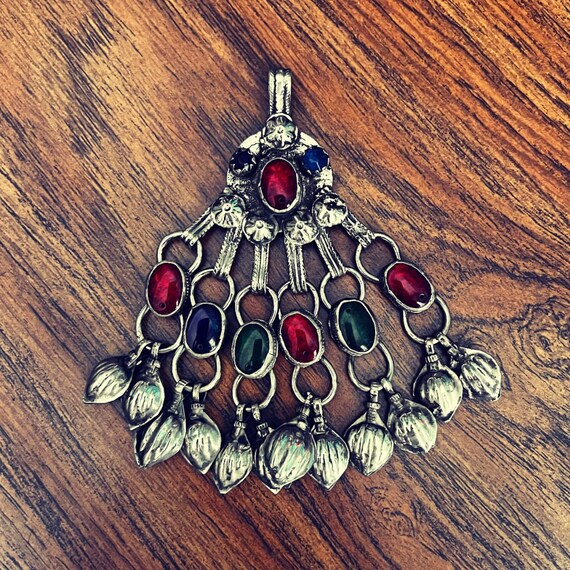 Kuchi pendant. #10. - Gem