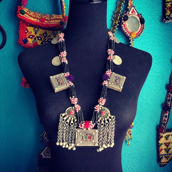 Premium Kuchi “box" necklace with clove tassels. - Gem
