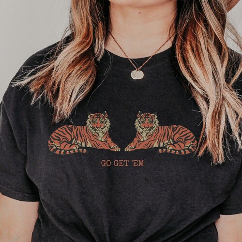 Tiger Graphic Tee Vintage Tiger Oversized Tee Tropical - Etsy