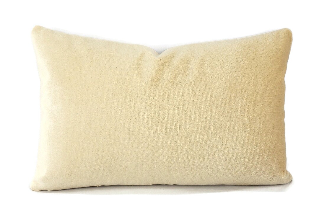 Coraggio Textiles Royal Silk / Mohair Velvet in Quartz Lumbar Pillow ...