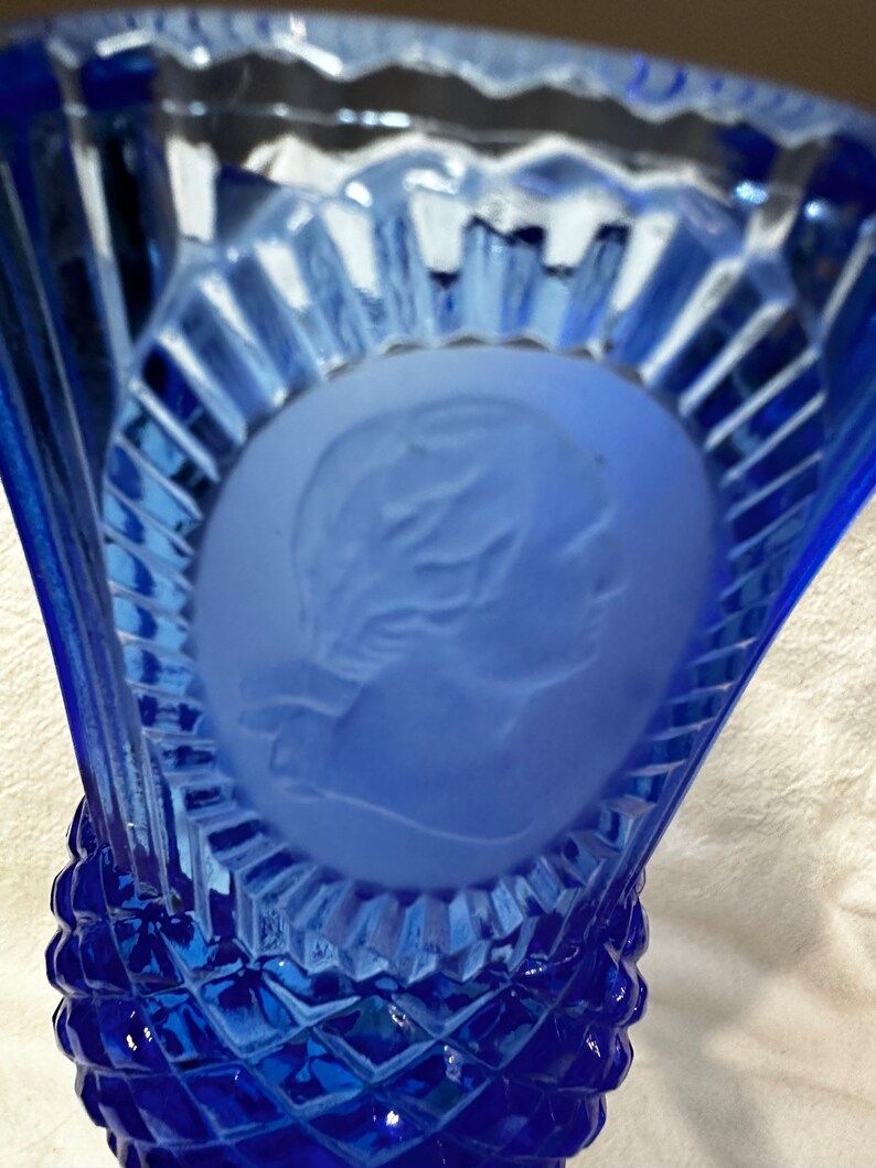 Vintage AVON Fostoria Cobalt Blue Glass Goblets George & Martha ... Vintage AVON Fostoria Cobalt Blue Glass Goblets George & Martha ...