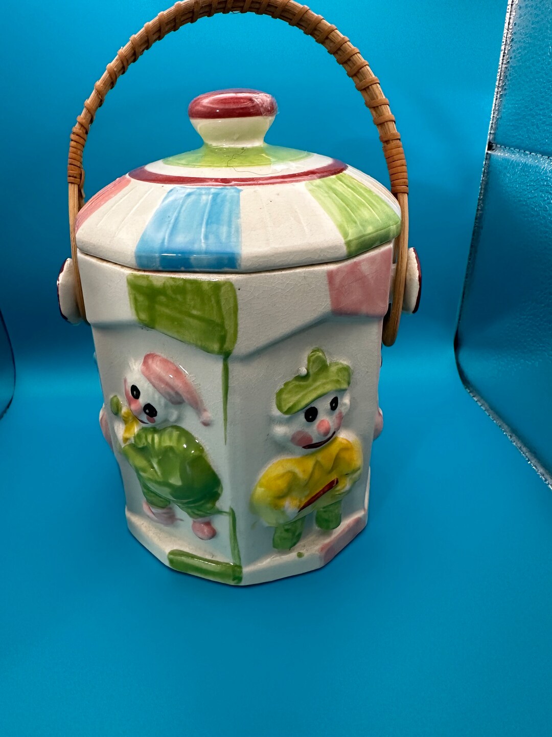Rare VINTAGE HEXAGON 6 CLOWNS Biscuit Cookie Jar Wrapped Rattan Handle ...