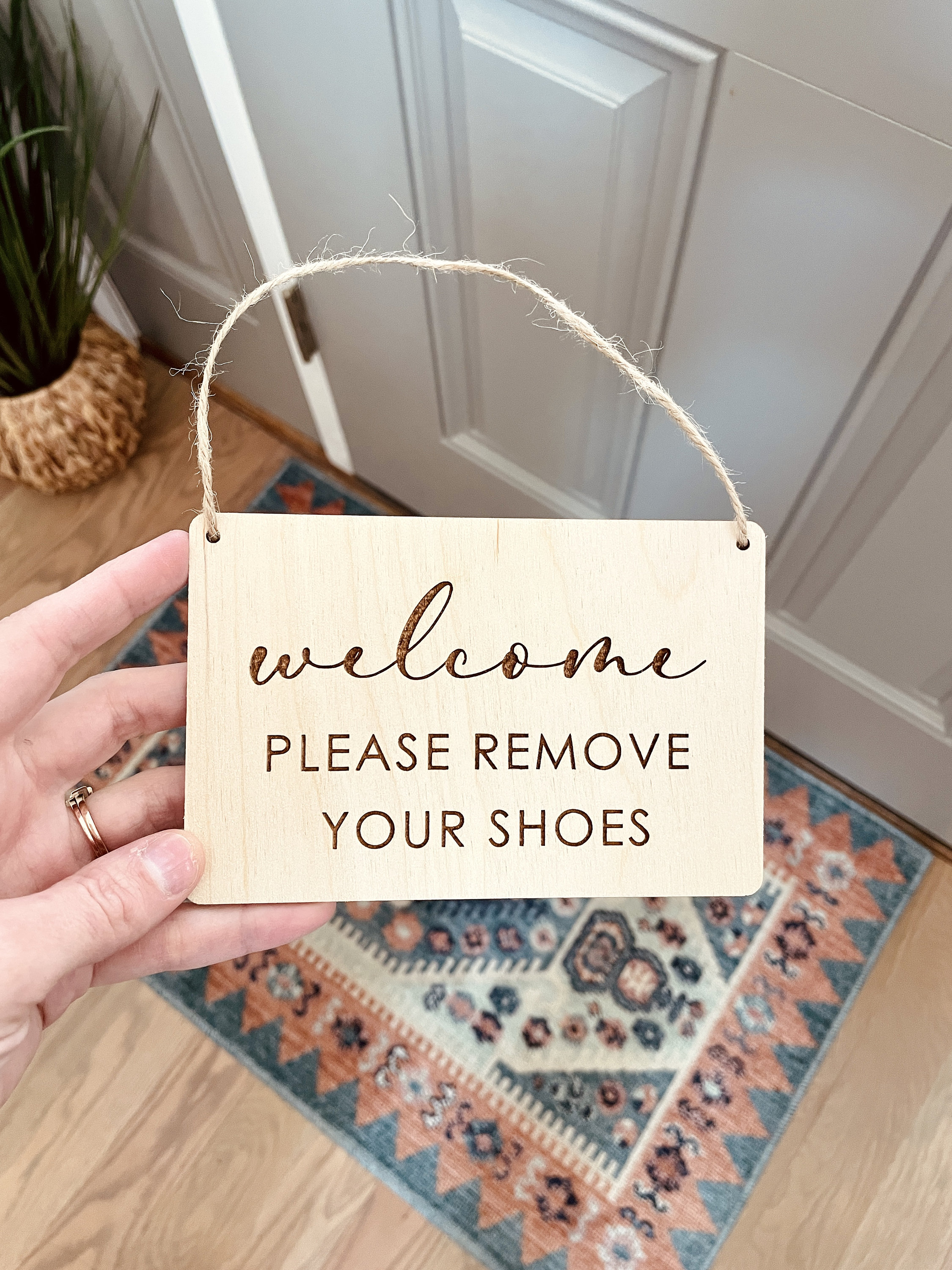 Welcome Please Remove Your Shoes / No Shoes Sign / Please Leave Your ...