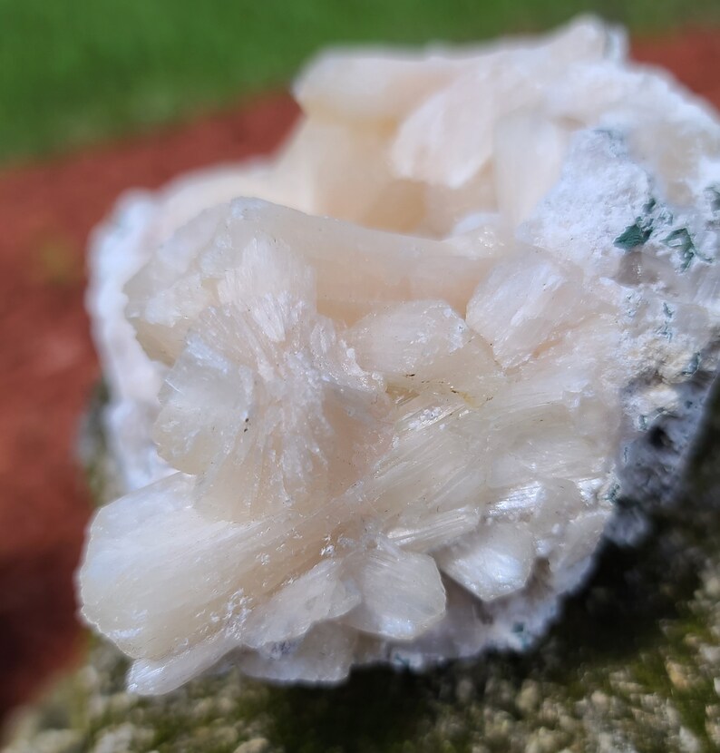 Stilbite / Zeolite Pink Peach Stone Natural Stone Geode Piece - Etsy