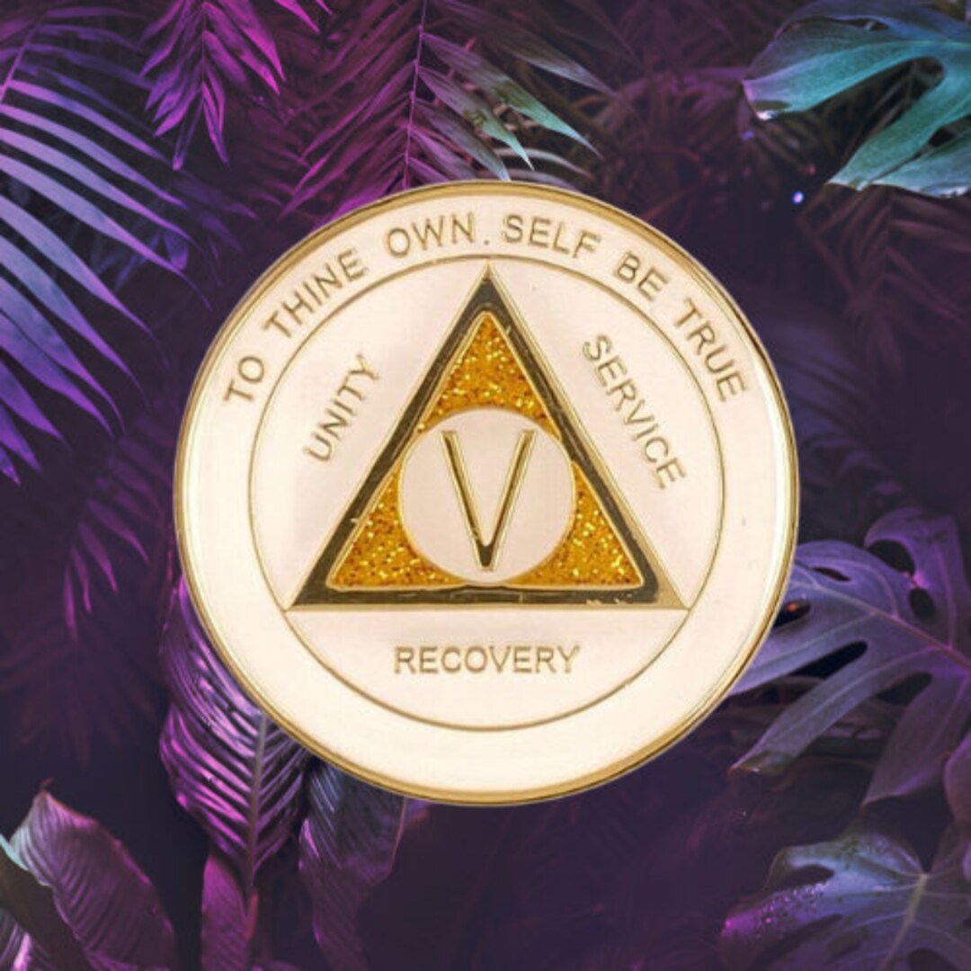 Serenity Prayer Freedom AA Anniversary White With Gold Sparkle on Gold ...