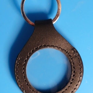 34mm Leather Silver Finish Medallion Holder Key Chain - for Triplated ...