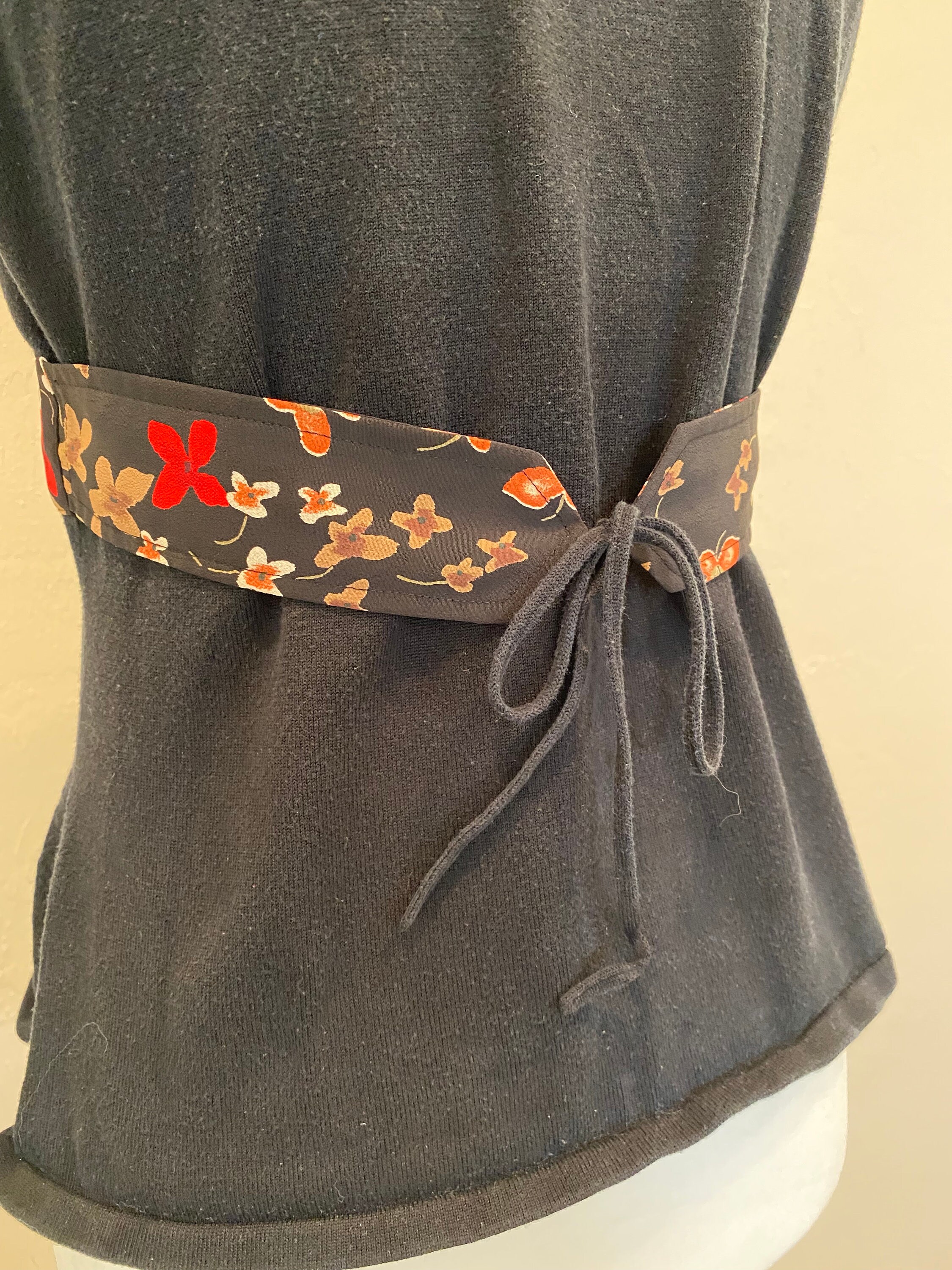 Vintage Early 2000s Y2K Top International Concepts With Silk Accents ...