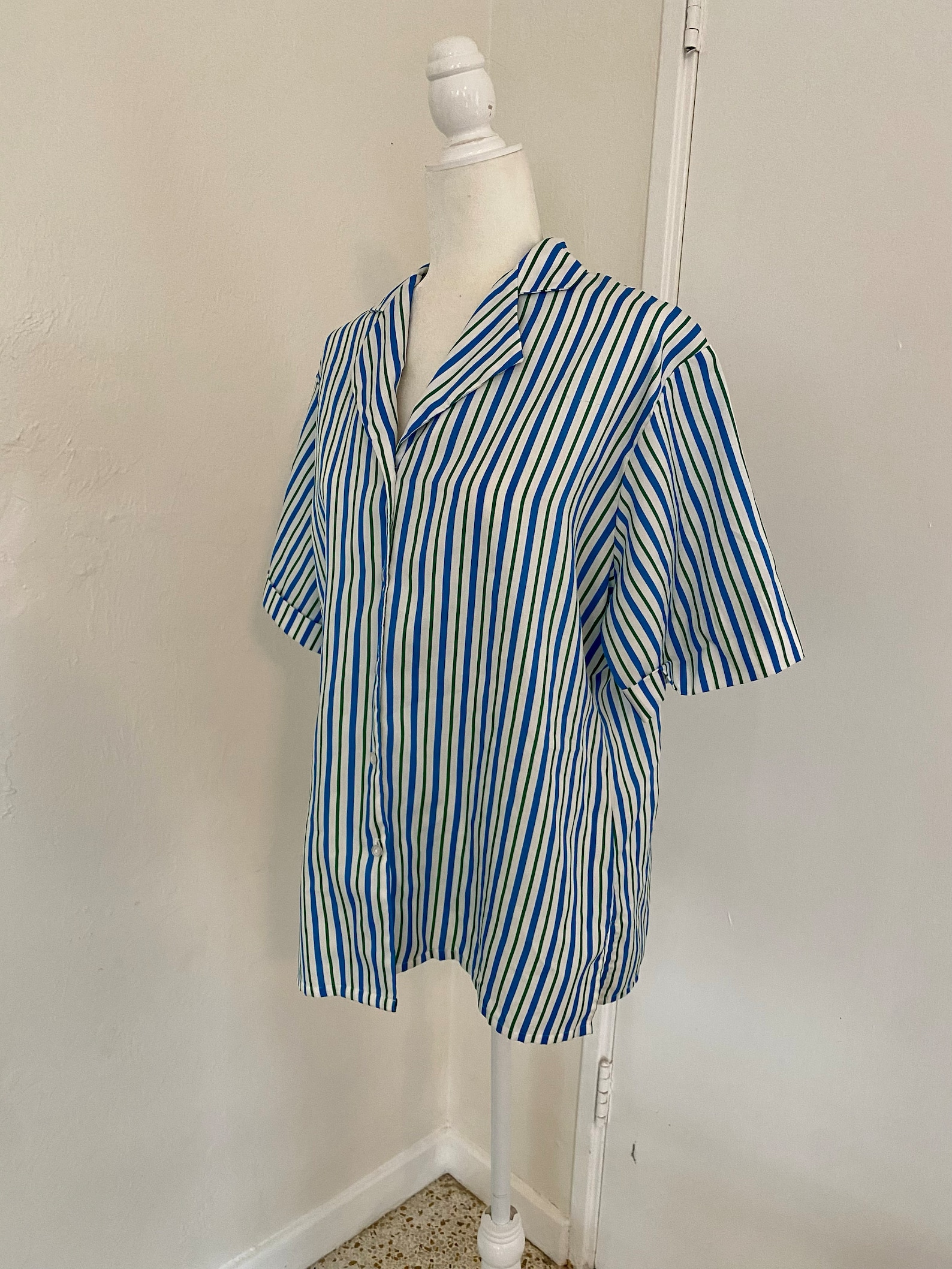 Vintage 1990s Bill Blass Girl Scouts of America Blue and Green Short ...