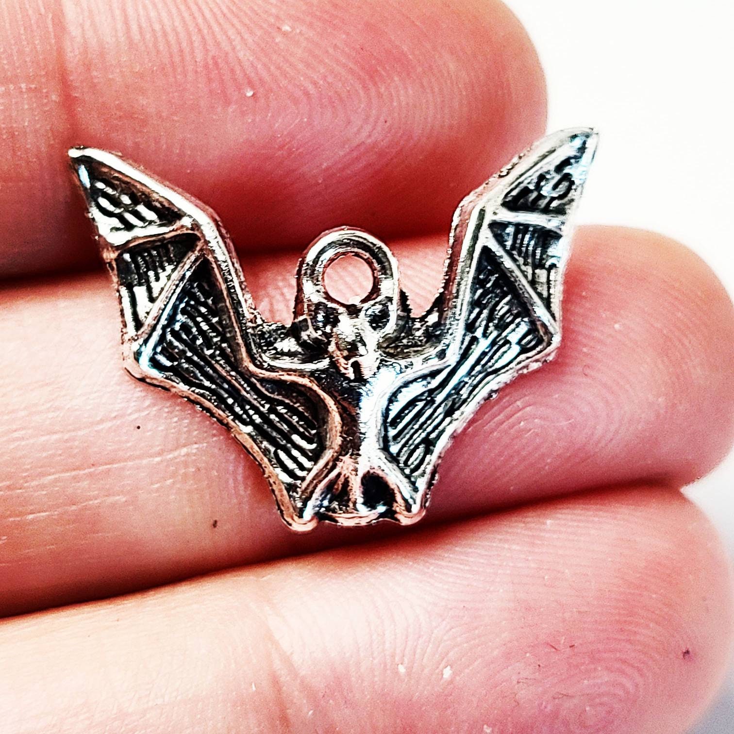 Bat Charms Antique Silver Bat Charm 17x23mm Vampire Charms - Etsy
