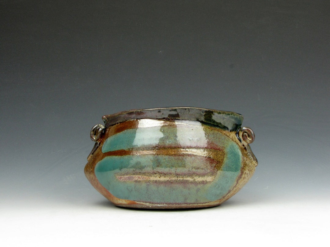 Cute Darted Pot With Spiral and Handles - Shino - Stoneware - Vase - 3. ...