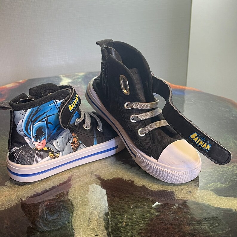 Kids Hi Top Sneakers Shoes Batman Blue Yellow DC Comics Size 8 Unisex ...