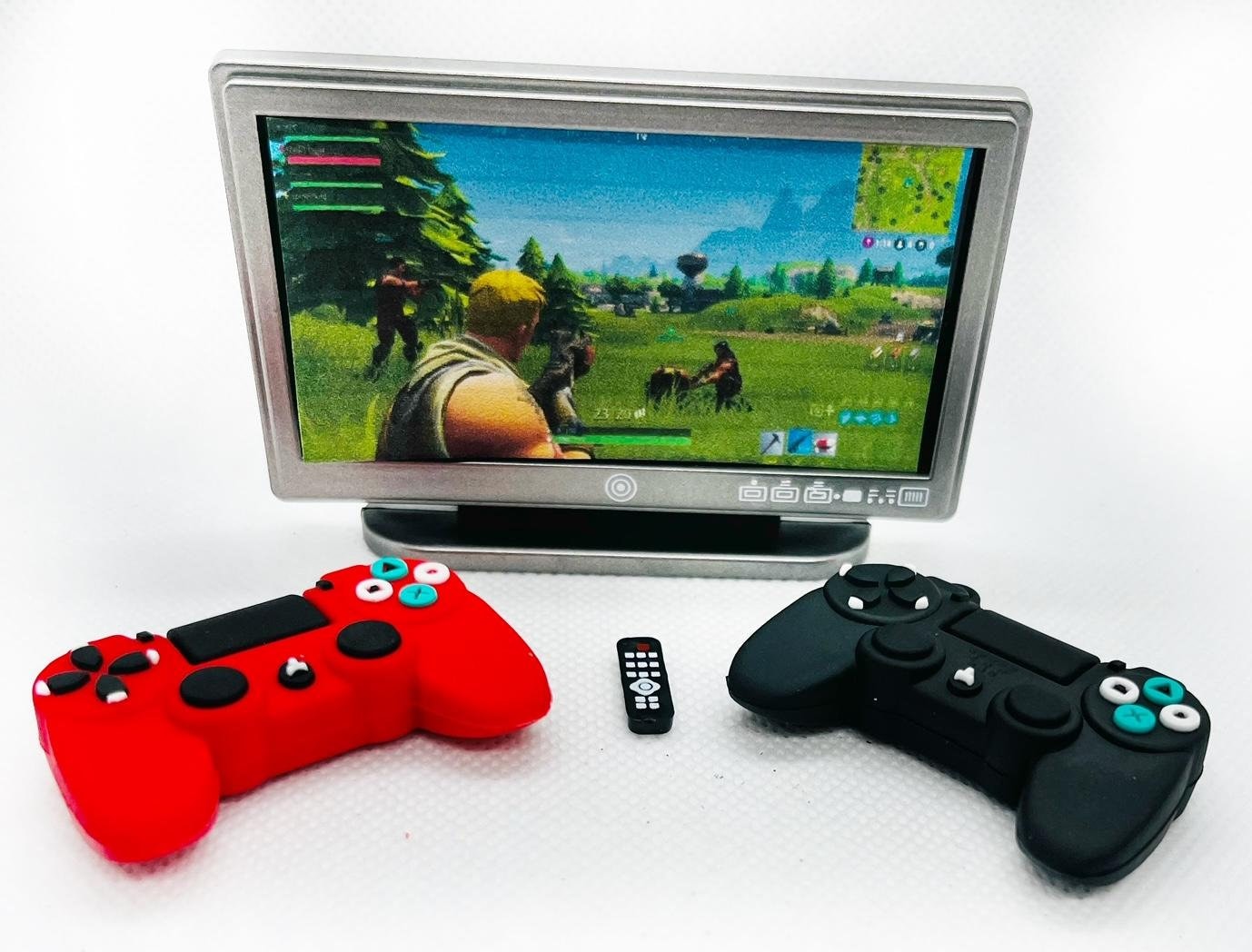 Gaming Elf Prop: Miniature TV, Game Controllers, Dollhouse Accessory - Etsy