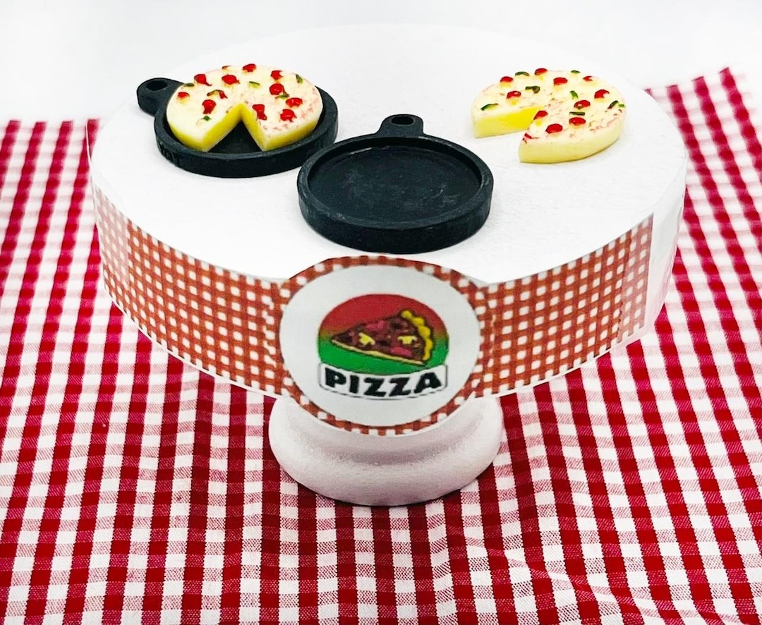 Miniature Deep Dish Pizza Prop: Elf Accessory, Dollhouse Food - Etsy