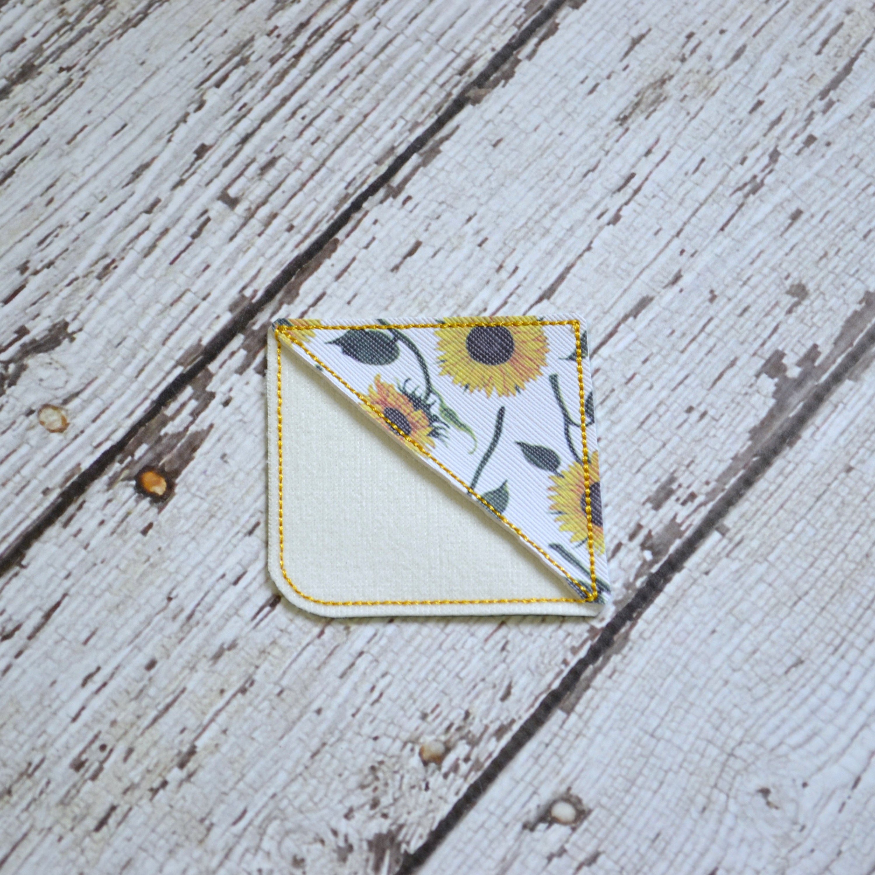 Corner Bookmark, Embroidered Bookmark, Gift for Reader, Teacher, Summer ...