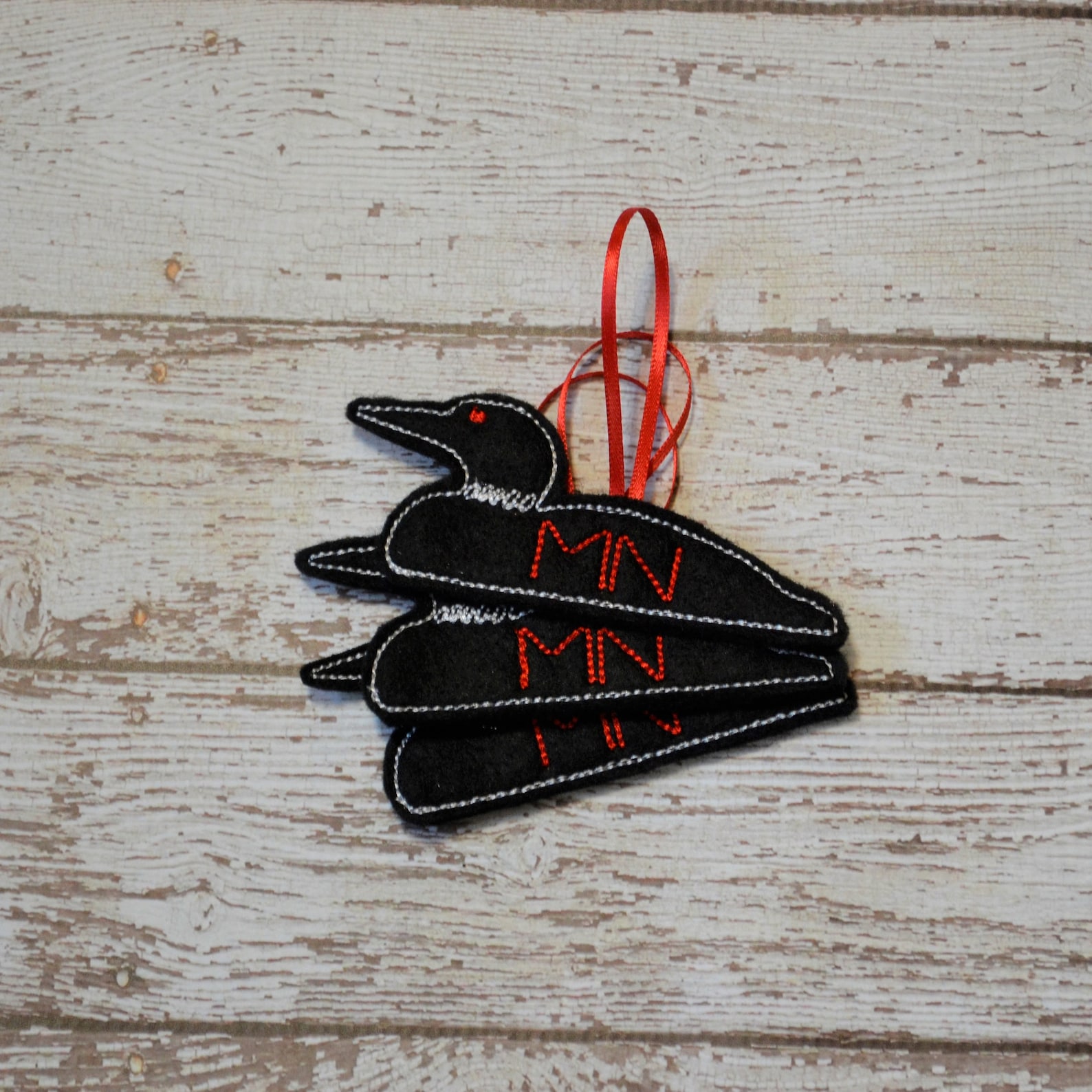 Minnesota Loon Felt Ornament - Embroidered Felt Hanging Decor - Etsy