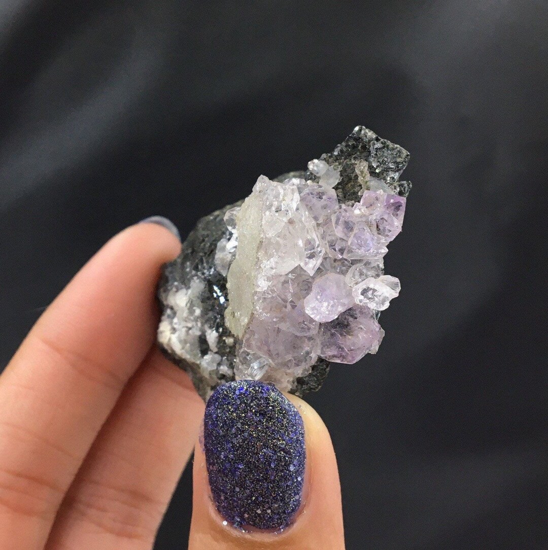 Amethyst Cluster on Matrix Rocks and Minerals Mineral Specimen India ...