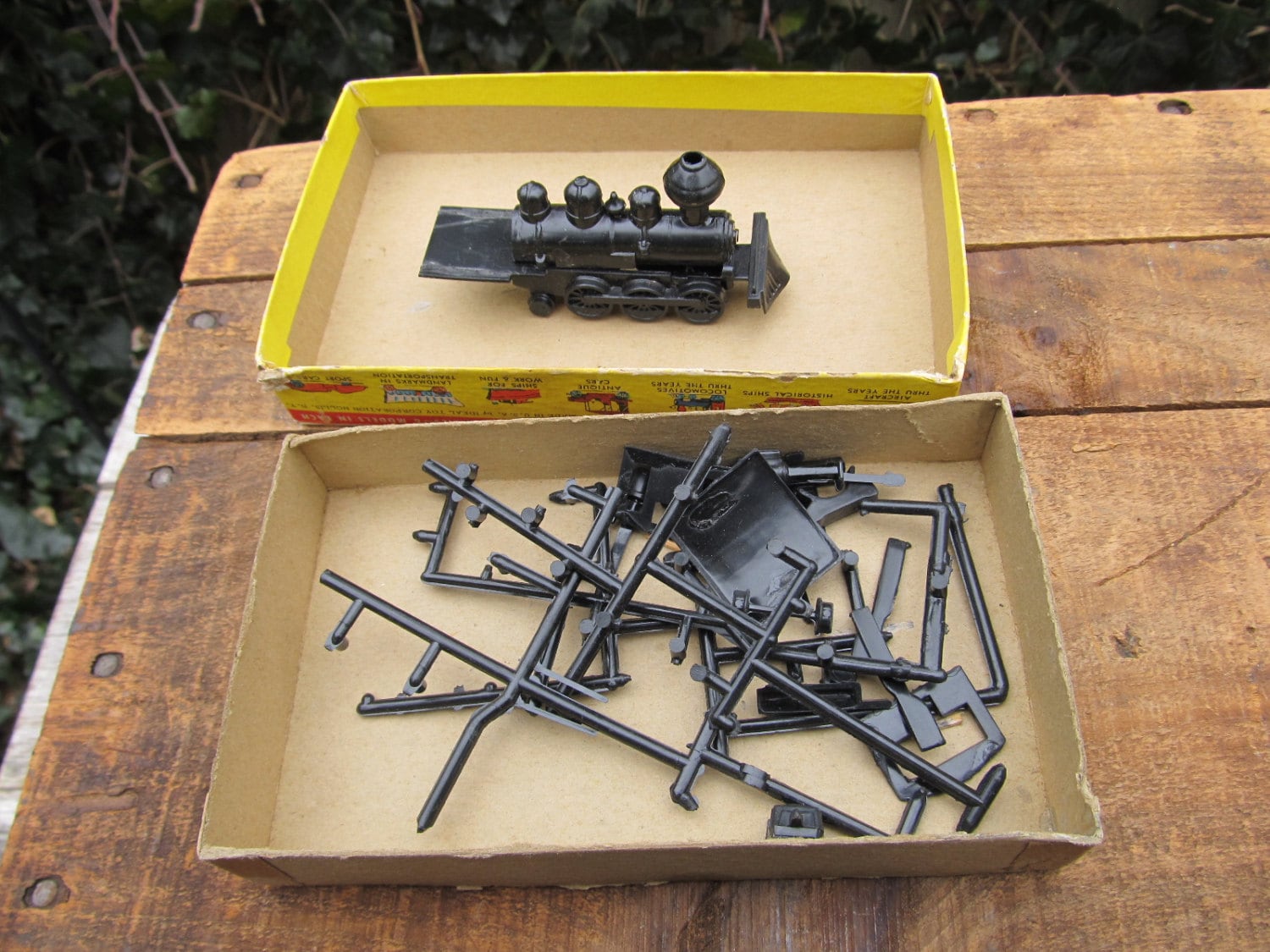 Vintage 1950's Plastic Train Engine Model Kit - Precision Miniatures by ...