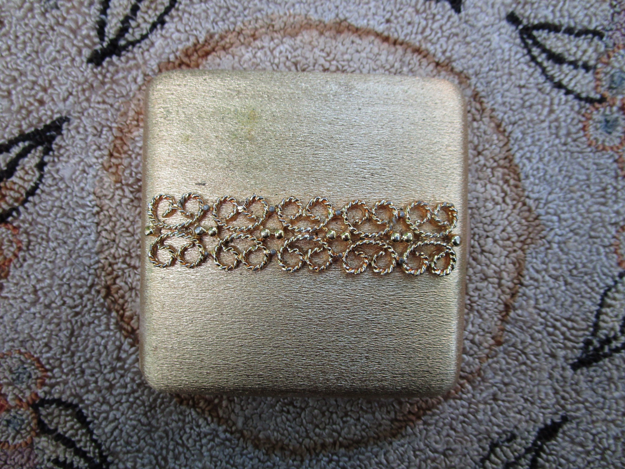 Vintage Avon Gold Puff Compact - Hollywood Regency Style Compact - Etsy