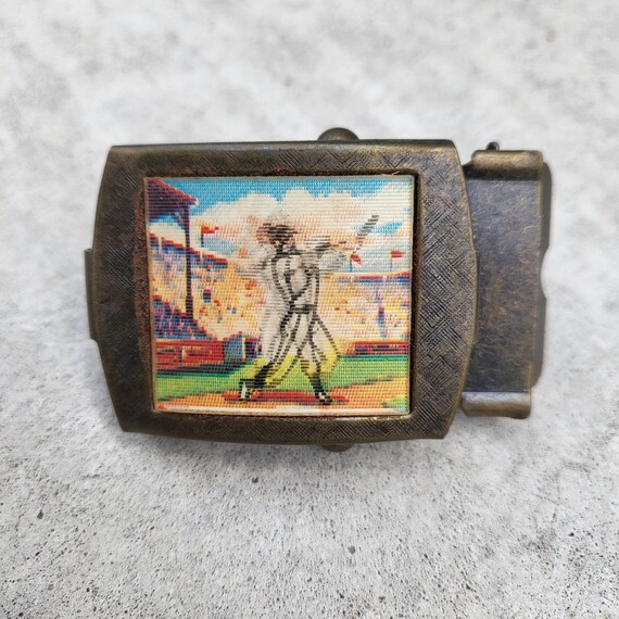 Vintage Action Motion Bas Ball Belt Buckle - Lenticul… - Gem