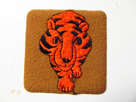 Vintage Embroidered Tiger Patch - 1970's Tiger Patch - Gem