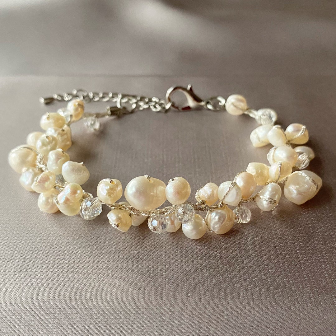Pearl bracelet and earrings set, gifts for her, bridesmaids jewellery ...