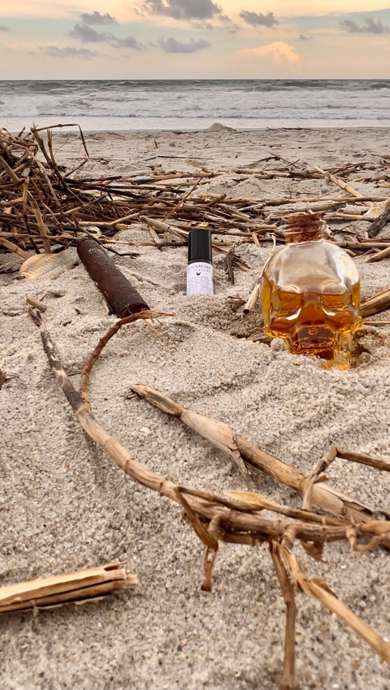 Blackbeard Oil Perfume - Etsy
