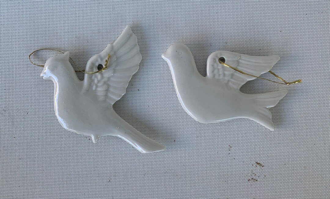 Vintage Lillian Vernon White Porcelain Cardinals and Dove Christmas ...