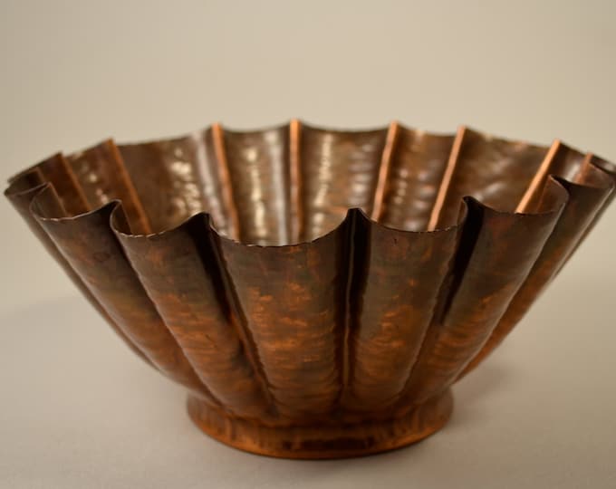 Arts and Crafts Craftsman Company Antique Copper Fluted Display Bowl - Etsy
