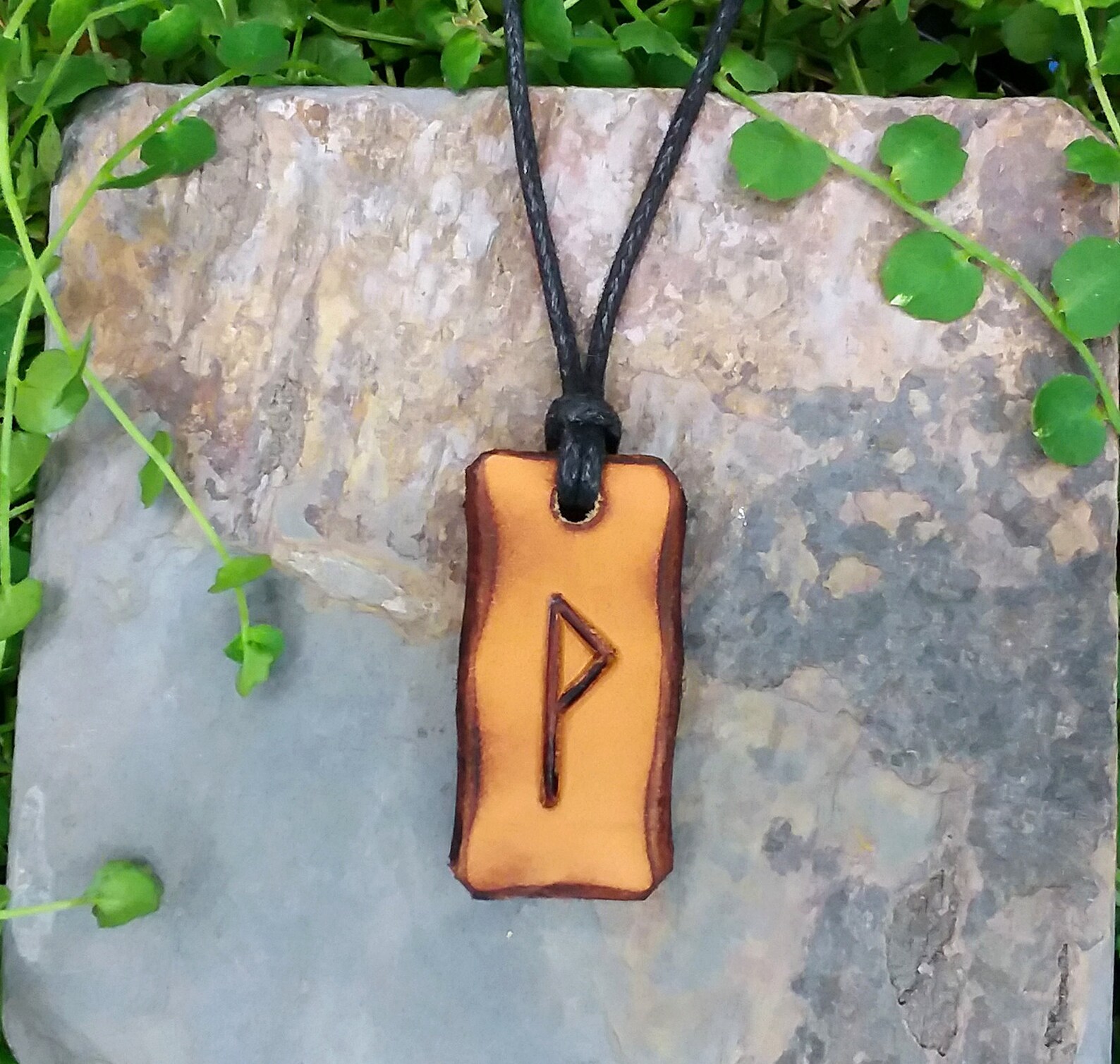 Wunjo joy-happiness Elder Futhark Rune Pendant - Etsy