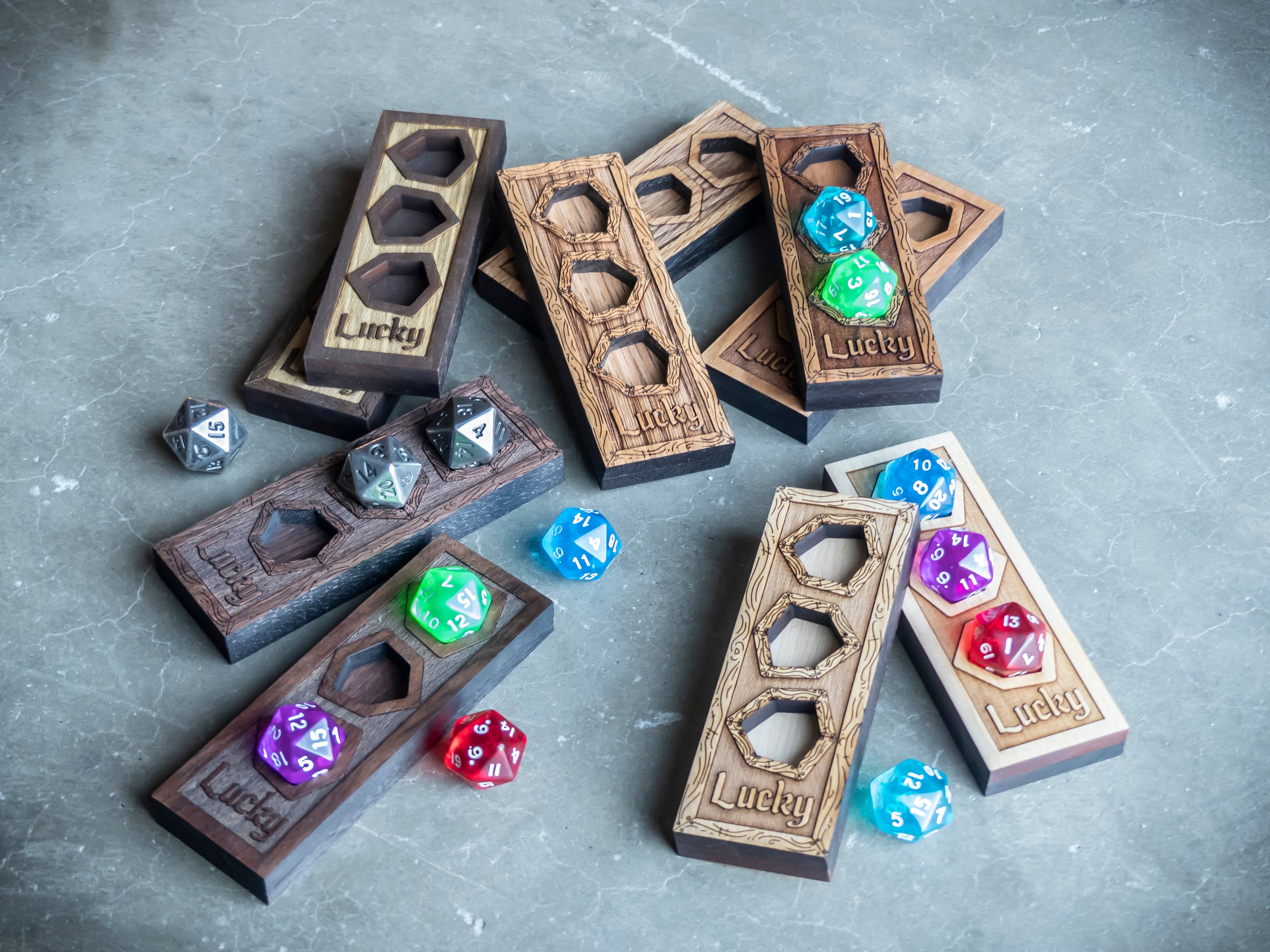 Luck Point Dice Tracker // for Lucky Feat in D&D 5E // | Etsy