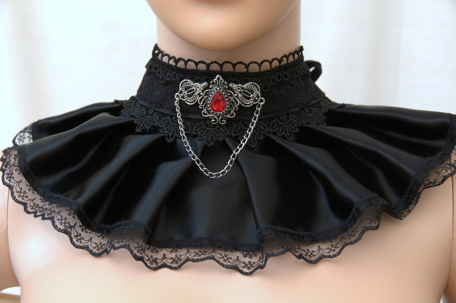 Black Victorian COLLAR, Satin Lace Choker, GOTHIC Ruffle CHOKER ...