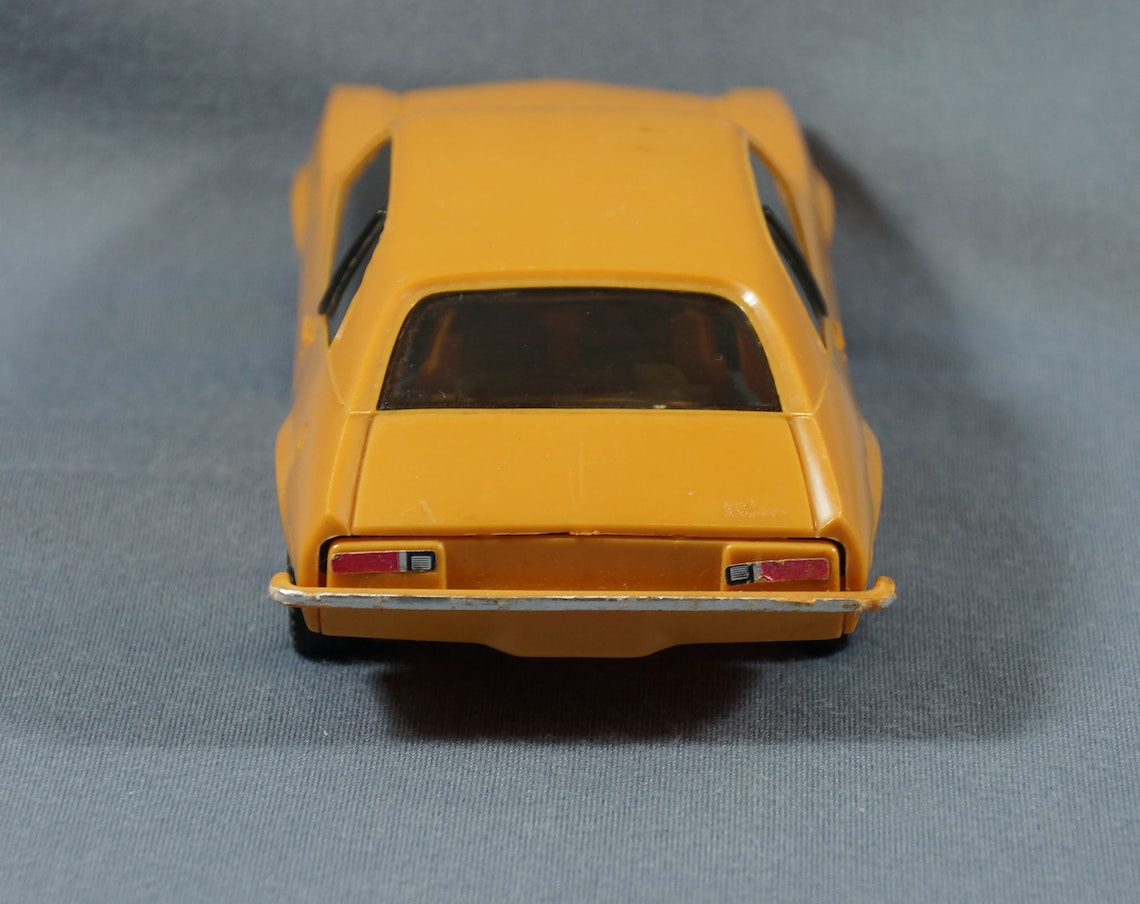 Vintage Ford Pinto Car Kit Model, Little Carefree Car 1971 1/29th Scale ...