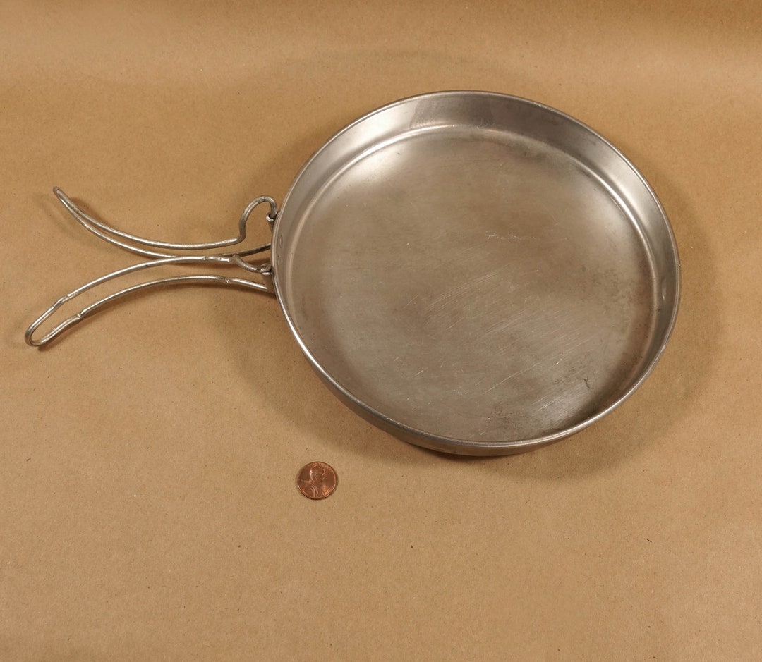 Korean War Army Frying Pan, 'U.S. E.A. Co. 1951', US Military Fry Pan ...