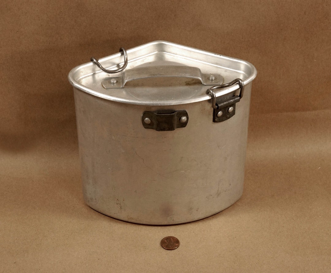 Vintage Wear-ever Aluminum Triangular Pot With Lid, Mid Century 1950s ...